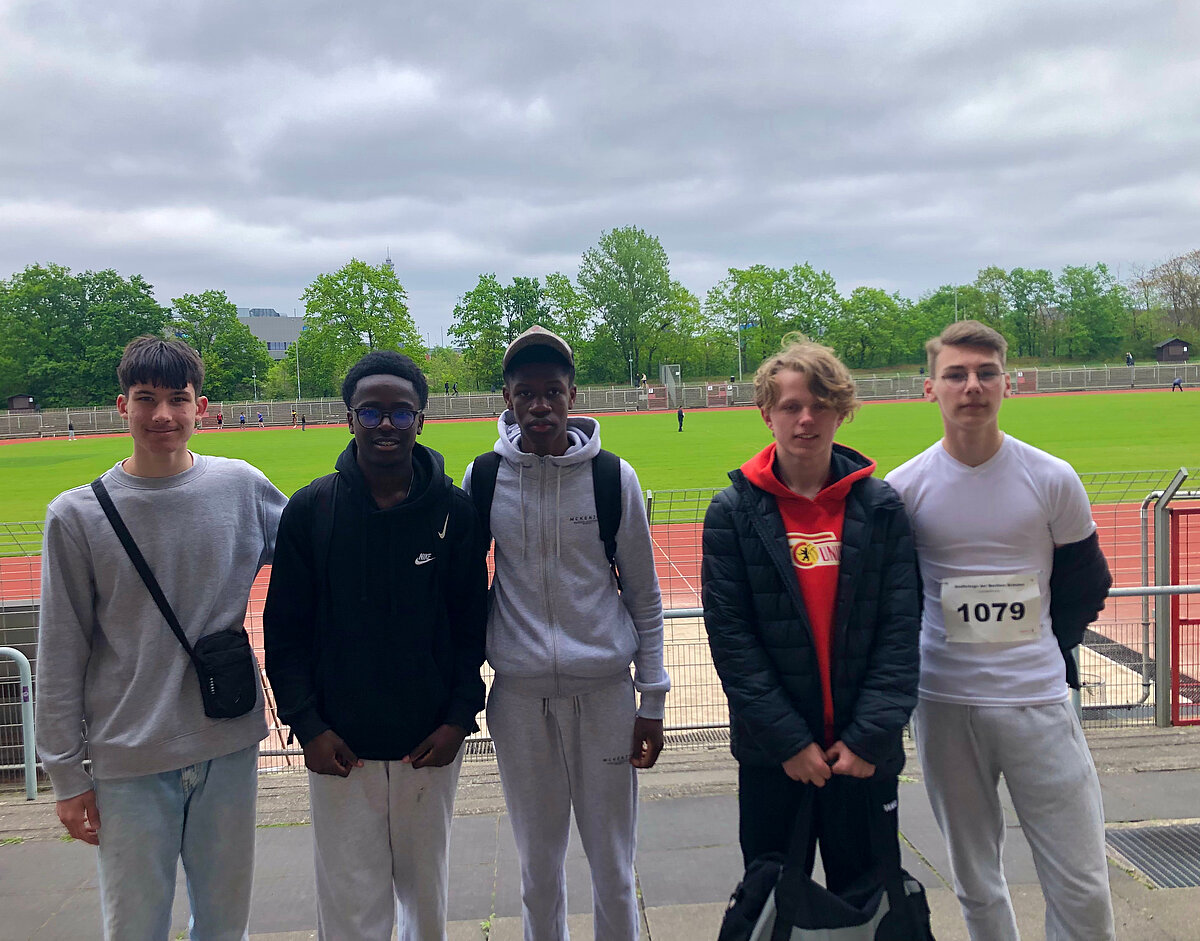 Berliner Meister im 4 x 100m Staffellauf – Georg-Weerth-Schule